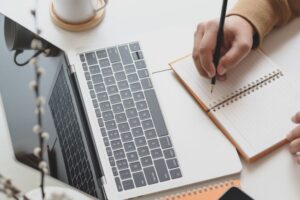 Cara Menulis Pun yang Benar dalam Bahasa Indonesia